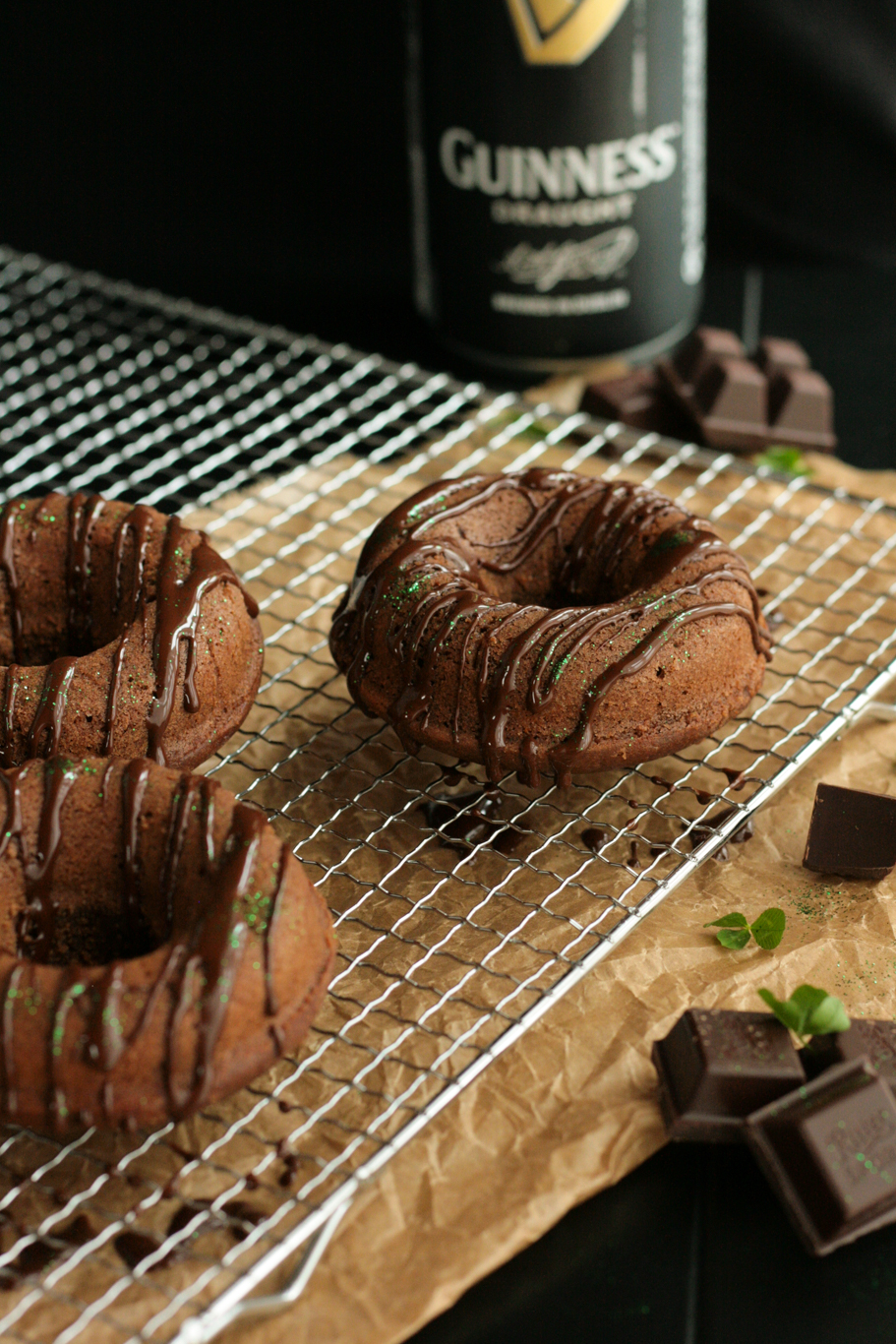 Sláinte! Guinness-Schoko-Donuts {Blogparade}